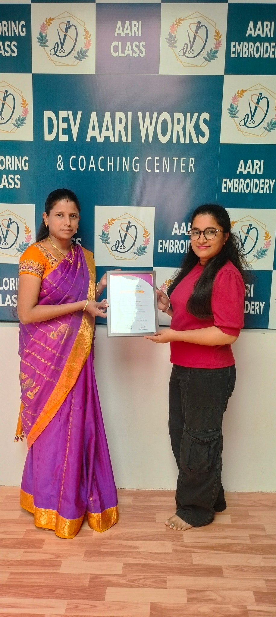 Aari work students – Dev Aari works and Coaching Center