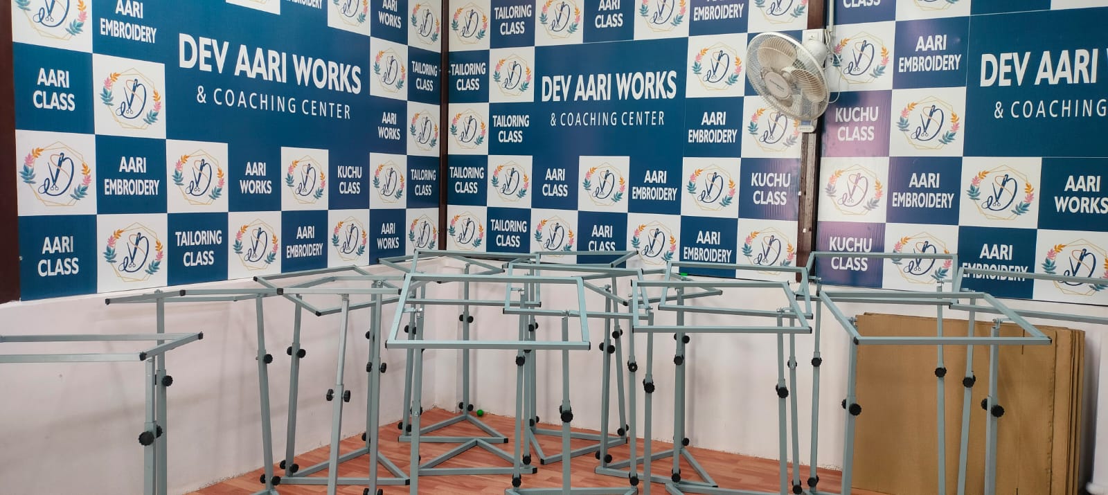 Adjustable Aari stand – Dev Aari works and Coaching Center