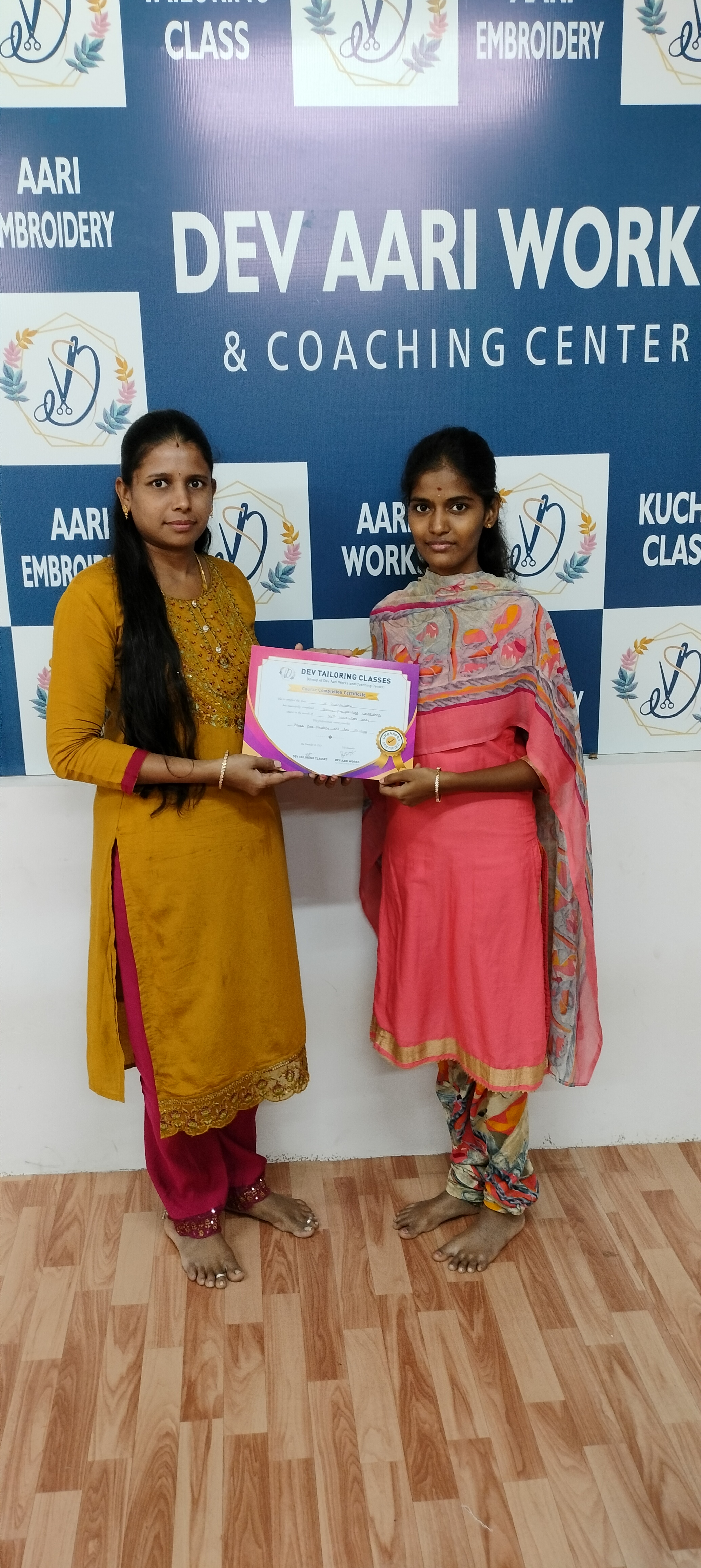 Saree pre pleating class – Dev Aari works and Coaching Center